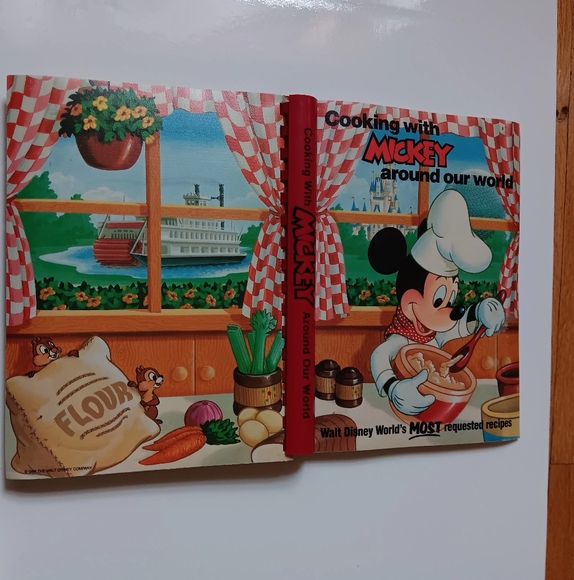 Disney | Kitchen | Vintage Cooking With Mickey Around Our World Book ...